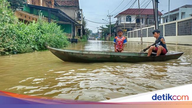 Banjir di Baleendah, Jalur Kota-Kabupaten Bandung Lumpuh