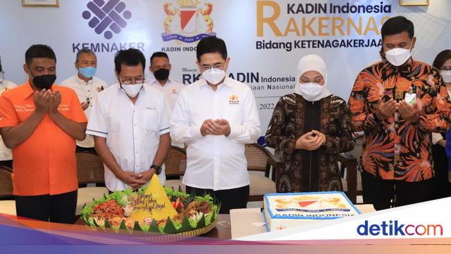 Menaker Minta KADIN Ikut Dukung & Kolaborasi Sukseskan Perhelatan G20 Menaker Minta KADIN Ikut Dukung & Kolaborasi Sukseskan Perhelatan G20
