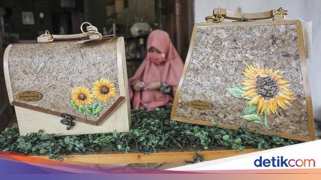 Contoh Kerajinan Serat Alam dari Pelepah Pisang