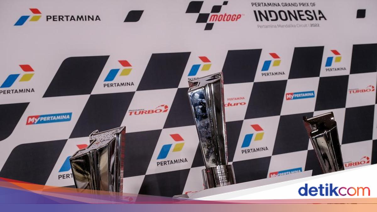Mengenal Lebih Dekat Piala MotoGP Mandalika Karya Pelaku Ekraf Bali