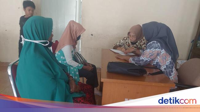 Warga Bone Dicoret dari Daftar Penerima BLT Gegara Pilkades, Mengadu ke ... Warga Bone Dicoret dari Daftar Penerima BLT Gegara Pilkades, Mengadu ke ...