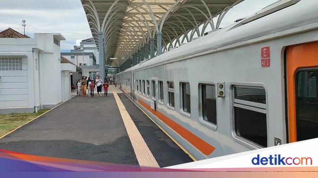 7 Stasiun Kereta Api di Garut