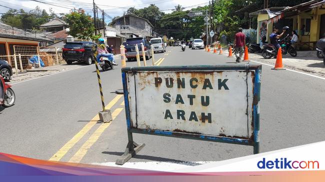 Lalin Kawasan Puncak Bogor Padat, Polisi Berlakukan One Way Arah Jakarta