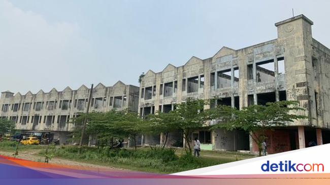 Kota Mati Tommy Soeharto di Karawang, Perumahan Korban Runtuhnya Orba