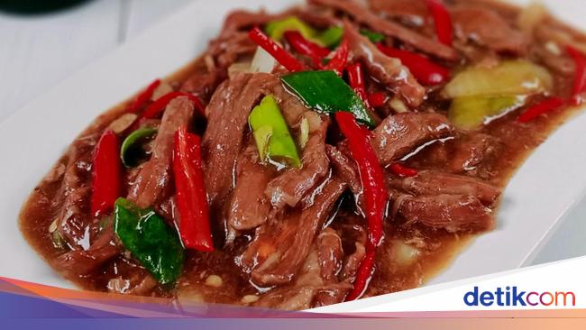 Resep Pembaca: Resep Daging Suwir Saus Pedas yang Praktis dan Enak