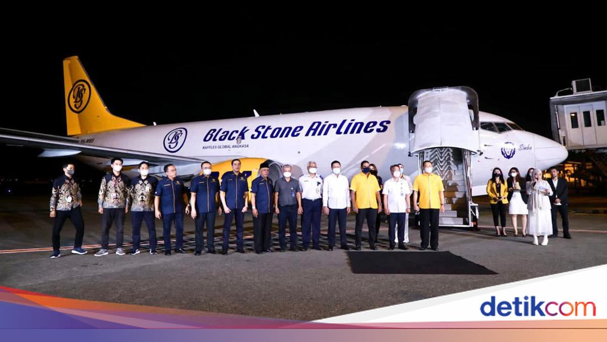 Bamsoet Resmikan Penerbangan Pesawat Kargo Black Stone Airlines