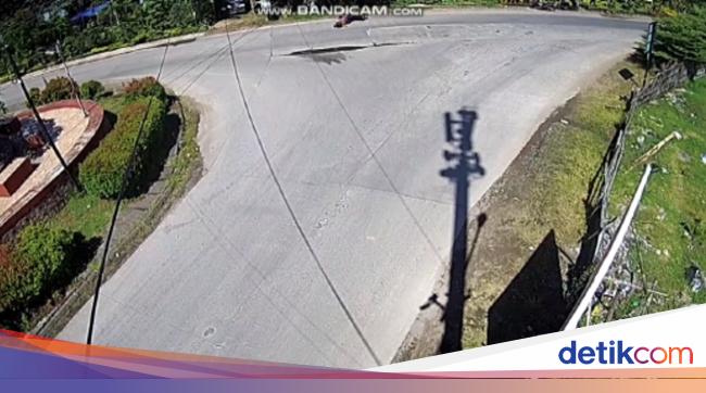 Rekaman CCTV Detik-detik Petugas Dishub Makassar Tewas Ditembak OTK di Jalan