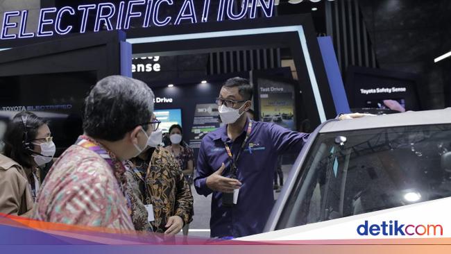 Miliki Pembangkit Listrik EBT, PLN Siap Pasok Listrik Hijau untuk EV