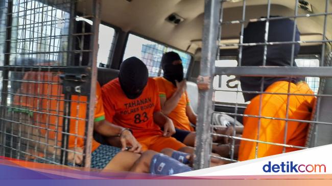 Jejak Begal Sadis di Bogor Sasar 3 Korban Sekaligus dalam Semalam Jejak Begal Sadis di Bogor Sasar 3 Korban Sekaligus dalam Semalam