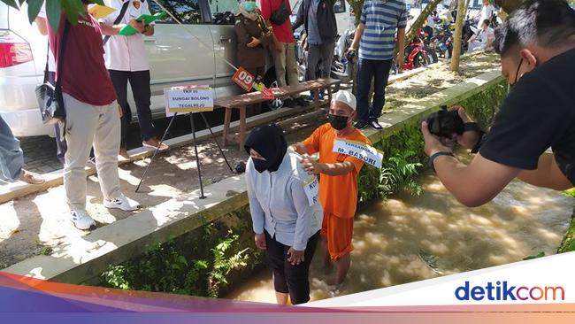 Pembunuhan Sadis Wanita di Sungai Bolong Magelang Direkonstruksi