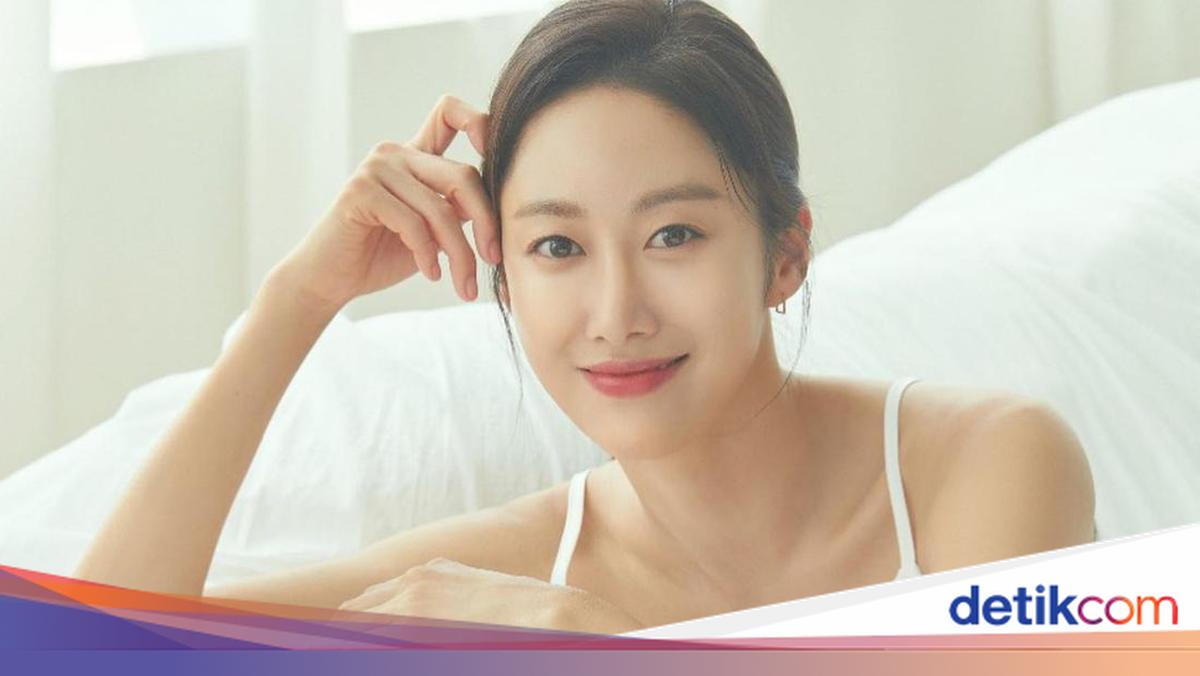 Permintaan Maaf Jeon Hye Bin Usai Curhat Kecopetan di Bali