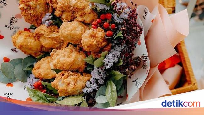 10 Buket Makanan Unik, Isi Ayam Goreng hingga Kerupuk