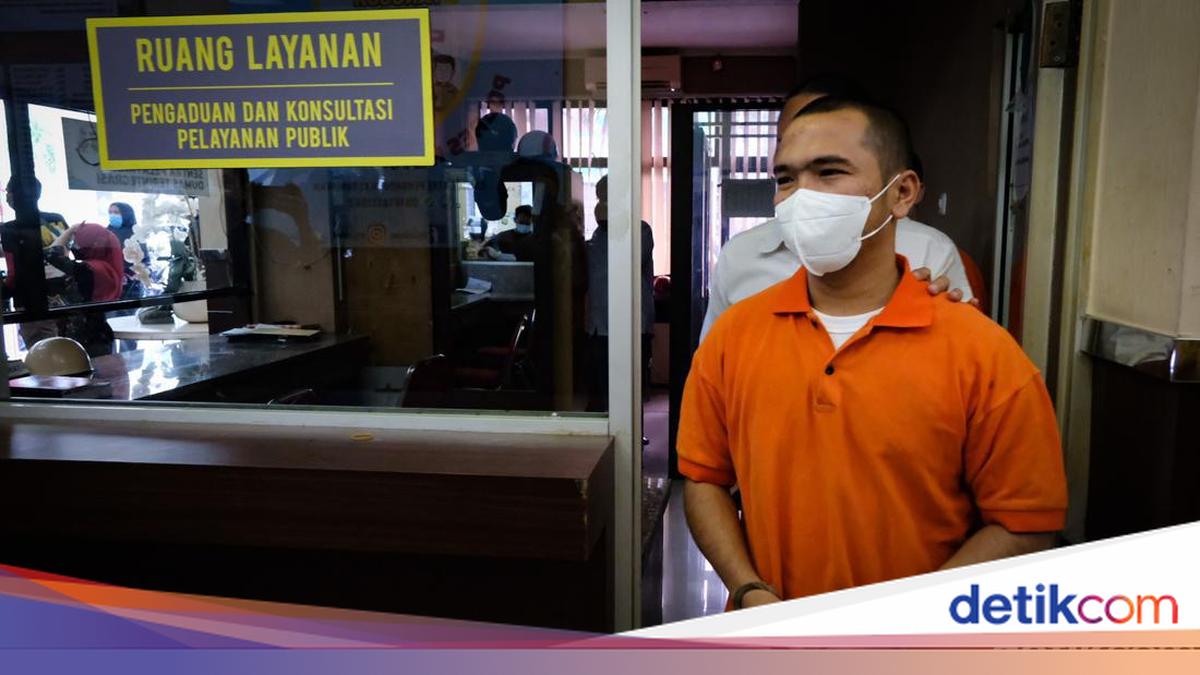 Putra Siregar Masih Bagi-bagi Vespa dan Iphone saat Ditangkap
