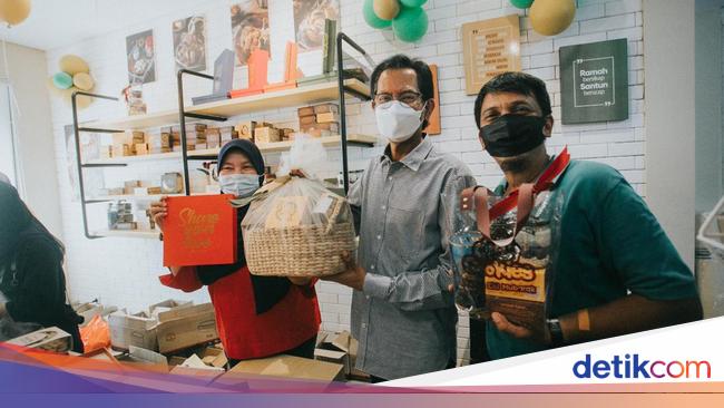 Ramadan, Ketua DPRD Dorong Pemkot Surabaya Majukan Sentra Wisata Kuliner Ramadan, Ketua DPRD Dorong Pemkot Surabaya Majukan Sentra Wisata Kuliner