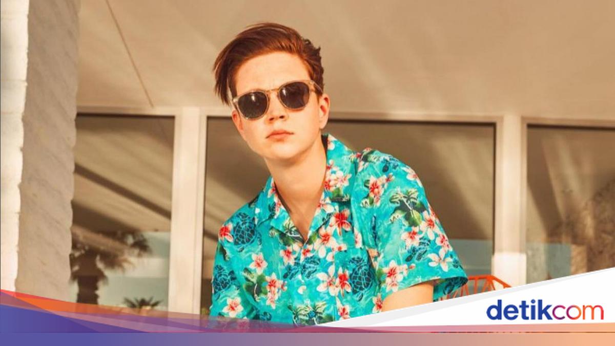 Foto: Transformasi Nathan Westling, Model Pria Transgender Dulunya Wanita