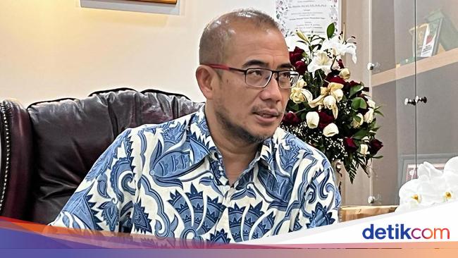 Ketua KPU Siap Hadapi Laporan soal Dugaan Asusila ke Hasnaeni 'Wanita Emas' Ketua KPU Siap Hadapi Laporan soal Dugaan Asusila ke Hasnaeni 'Wanita Emas'
