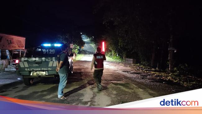 Antisipasi Kecelakaan di Tanjakan Bangangah Pandeglang, Polisi Siaga 24 Jam Antisipasi Kecelakaan di Tanjakan Bangangah Pandeglang, Polisi Siaga 24 Jam