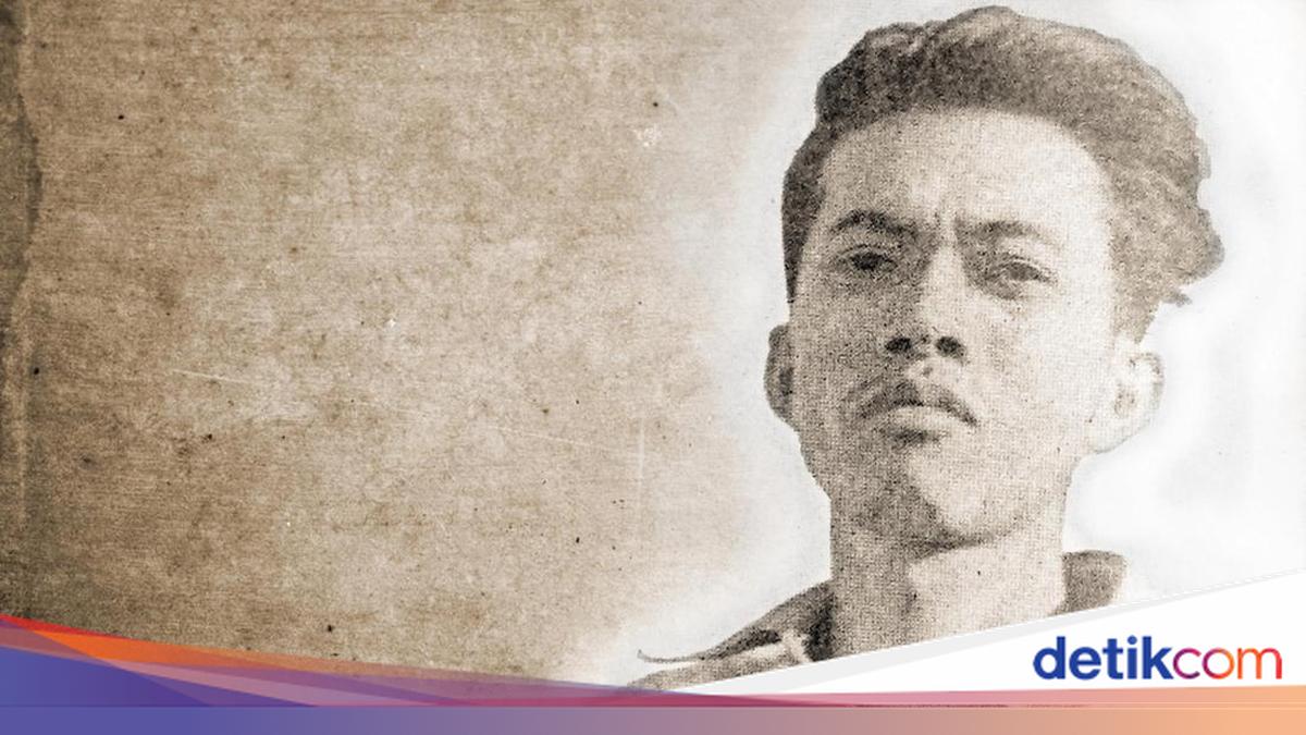 7 Biografi Tokoh Sastrawan Indonesia dan Perjalanan Kariernya