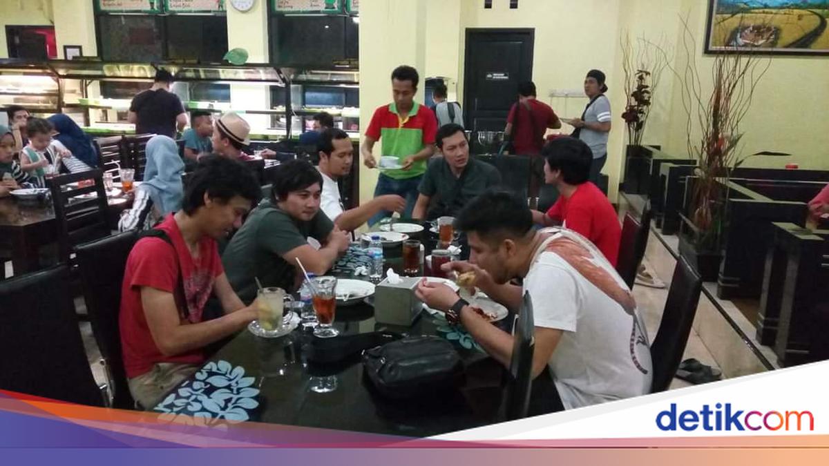 Terungkap! Sheila On 7 Cuma Minta Nasi dan Wedang Jahe Usai Konser