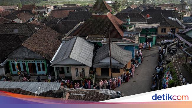 Pasal 29 Ayat 2 UUD 1945: Bunyi, Makna dan Contohnya