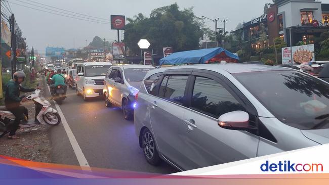 One Way Arah Jakarta, Ini Sejumlah Titik Macet di Jalur Puncak Sore Ini