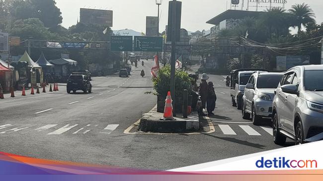 Tak Ada One Way, Lalin Jalur Puncak Bogor Lancar di Kedua Arah