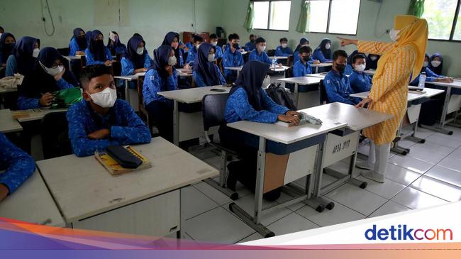 45 Contoh Majas Metafora Lengkap dengan Artinya