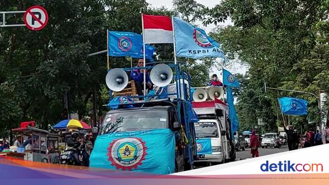 Respons Disnaker soal Buruh Bandung Barat Minta UMK 2023 Naik Respons Disnaker soal Buruh Bandung Barat Minta UMK 2023 Naik