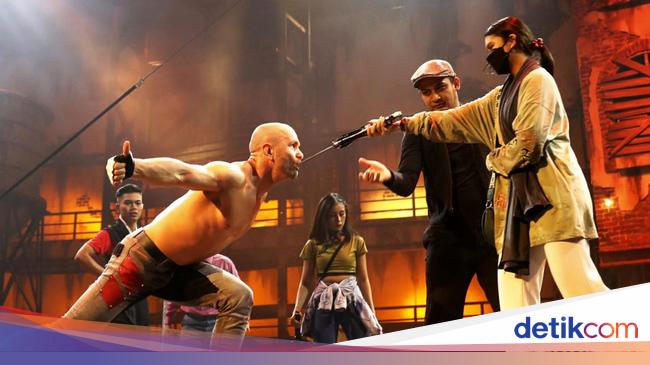 Melihat Aksi Menegangkan Alex Magala di Trans Studio Cibubur
