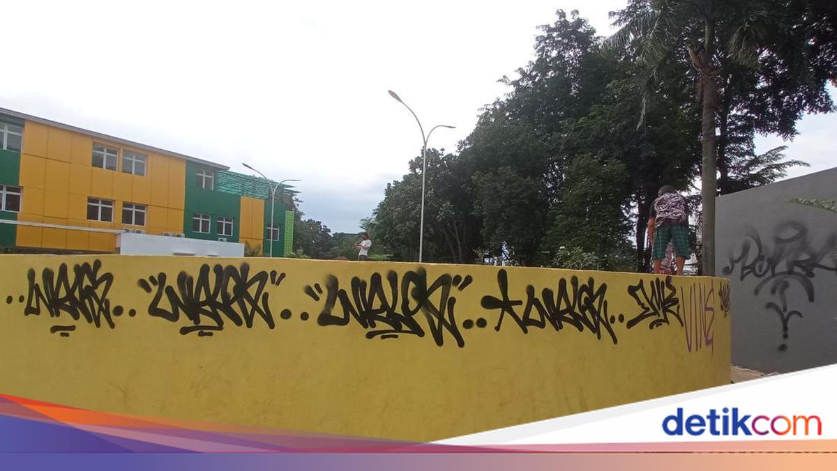 Baru Diresmikan, Skatepark Gedung Creative Center Bekasi Dipenuhi ...