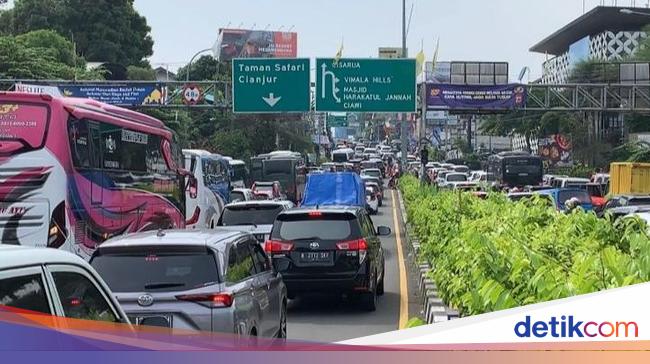 Lalu Lintas Macet, Jalur Arah Puncak Bogor Diterapkan One Way