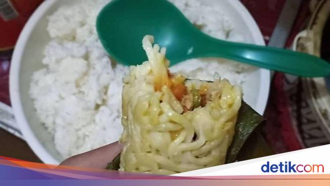 Tak Habis Pikir! 10 Meme Ini Tunjukkan Cara Makan Unik Orang Indonesia