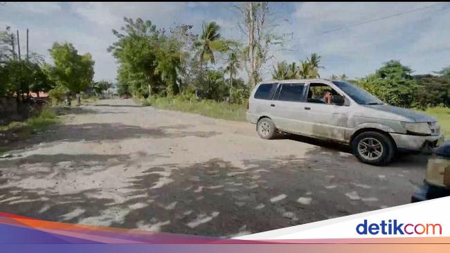 Pemprov Sulsel Mulai Kerja Ruas Salaonro-Ulugalung Wajo, Anggaran Rp 27,9 M Pemprov Sulsel Mulai Kerja Ruas Salaonro-Ulugalung Wajo, Anggaran Rp 27,9 M