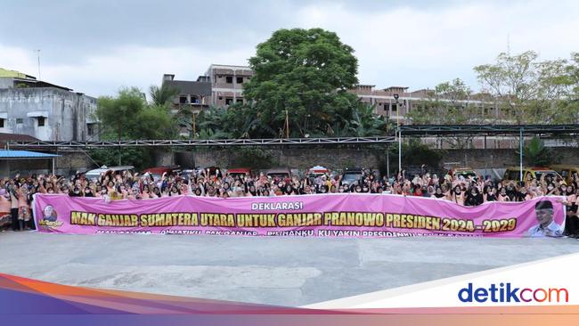 Ganjar Dinilai Nasionalis-Religius, Emak-emak di Sumut Dukung Nyapres Ganjar Dinilai Nasionalis-Religius, Emak-emak di Sumut Dukung Nyapres