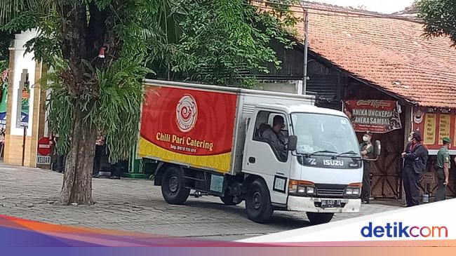 Pernikahan Adik Jokowi, Jamuan Disiapkan Katering Chili Pari Milik Gibran