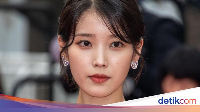 IU Bakal Ketemu Park Bo Gum di Drakor Garapan Sutradara My Mister?