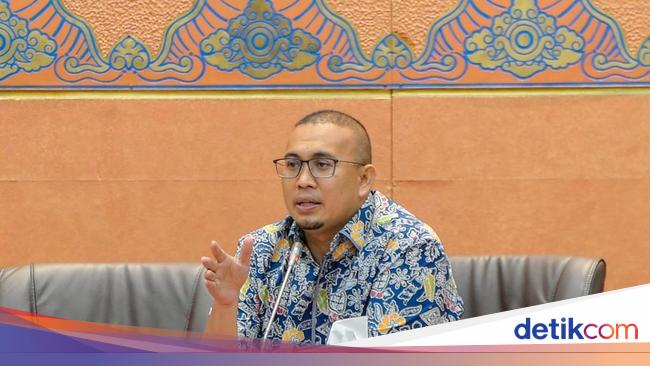 Andre Rosiade: Duka Ridwan Kamil, Duka Indonesia