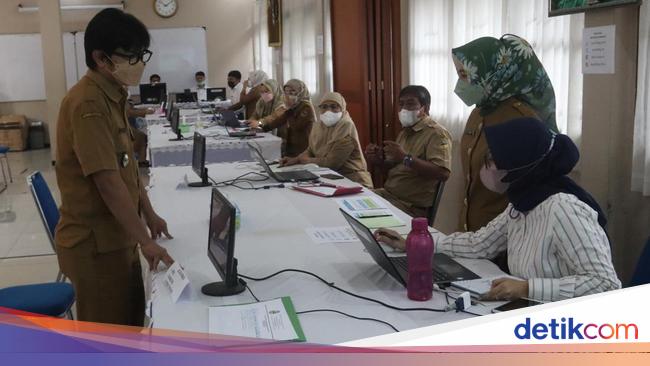 PPDB Terkendala Sistem, Disdik Jabar Minta Maaf