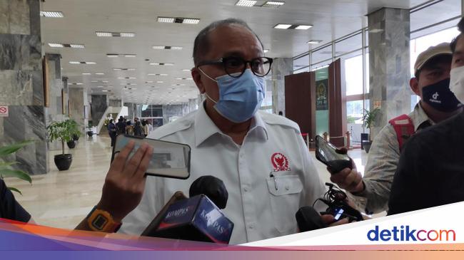 Elite PDIP: Pak Jokowi Kader PDIP, Tak Boleh Renggang dengan Megawati