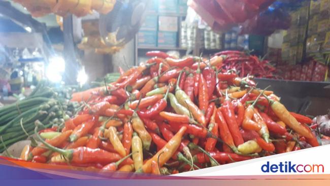 Harga Pangan Melejit! Cabai Rawit Merah Tembus Rp 100 Ribu/Kg