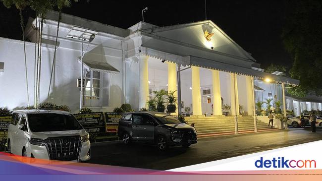 Gedung Pakuan Jadi Tempat Peristirahatan Terakhir Eril Sebelum Dimakamkan