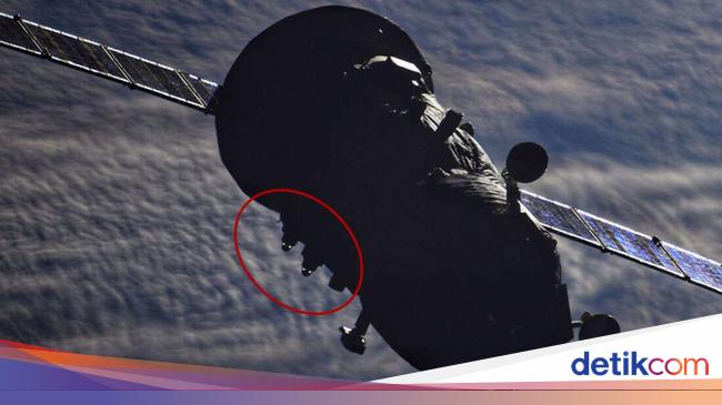 Kosmonaut Lihat 'Dua Pasang Mata' Mengamati ISS, Alien?