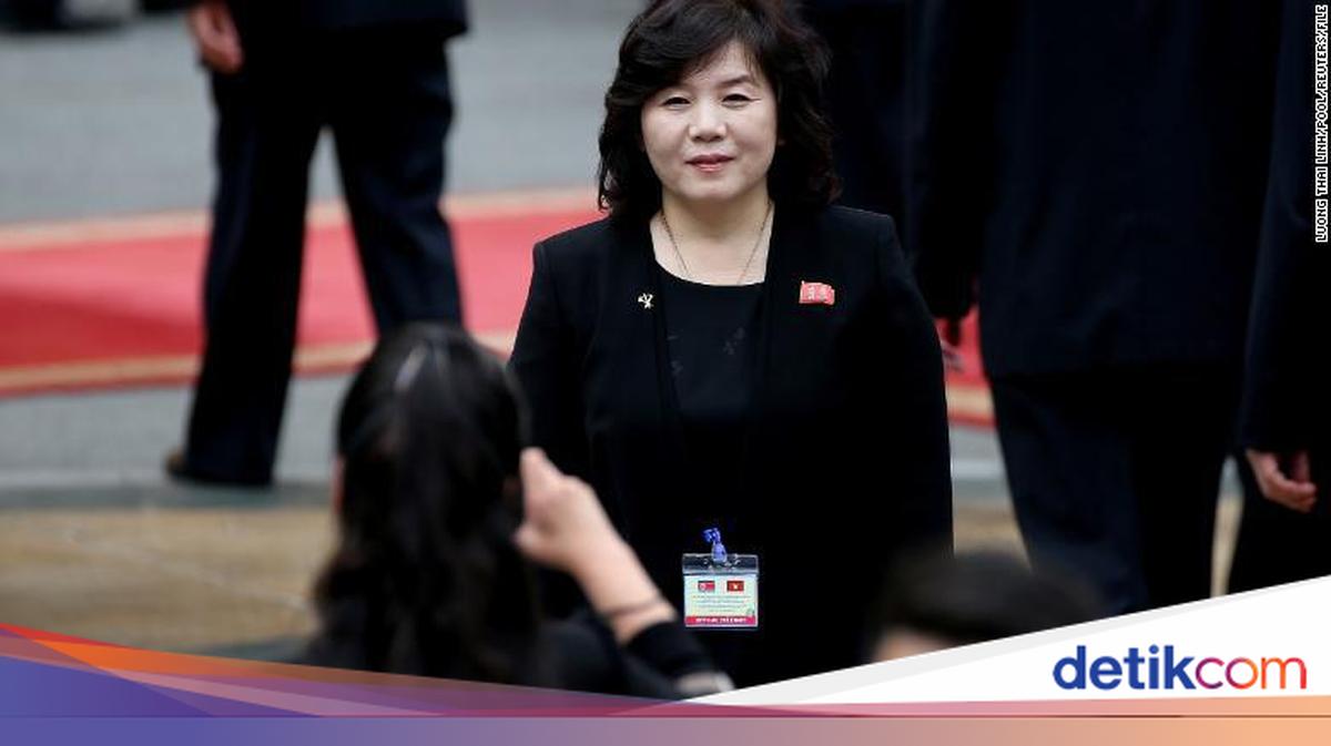4 Foto Menteri Wanita Pertama Korut, Sang Perunding Nuklir Ulung