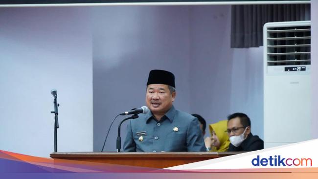 Rapat Paripurna Bupati Garut Sampaikan Lpp Apbd 2021 Hingga Bahas Pmk