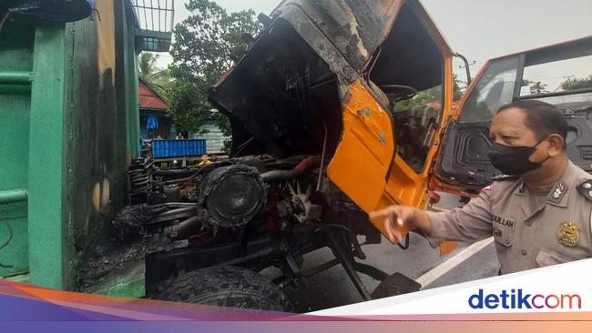 Truk Terbakar di Wajo, Sopir Meninggal Diduga Kelelahan Padamkan Api