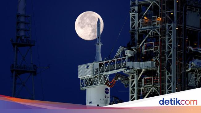 Spektakuler! NASA Rilis Video Peluncuran Roket Terkuat ke Bulan