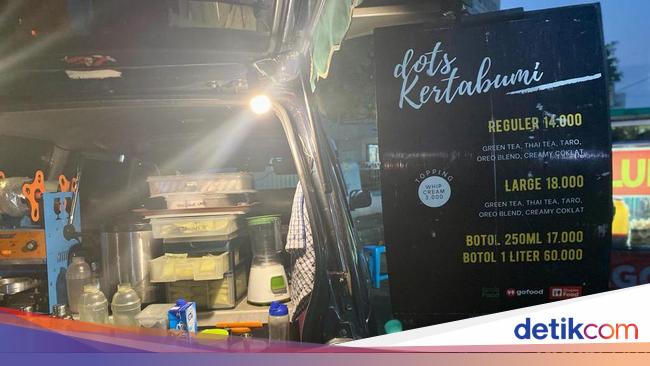 Dots Green Tea, Minuman Kekinian yang jadi Favorit di Karawang