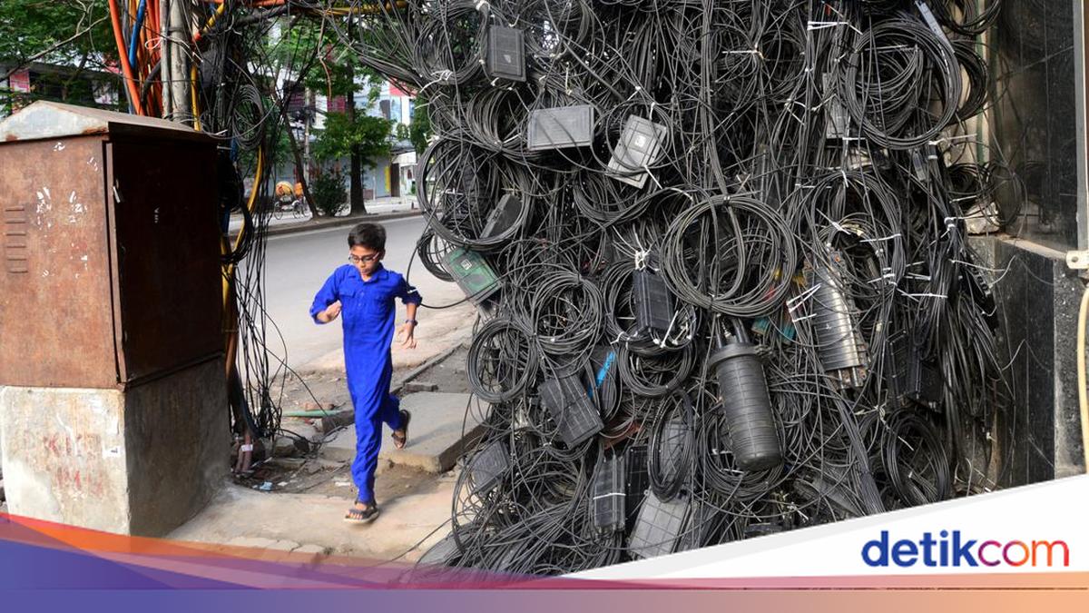 Jaringan Kabel Paling Semrawut Ini Ada di Bangladesh