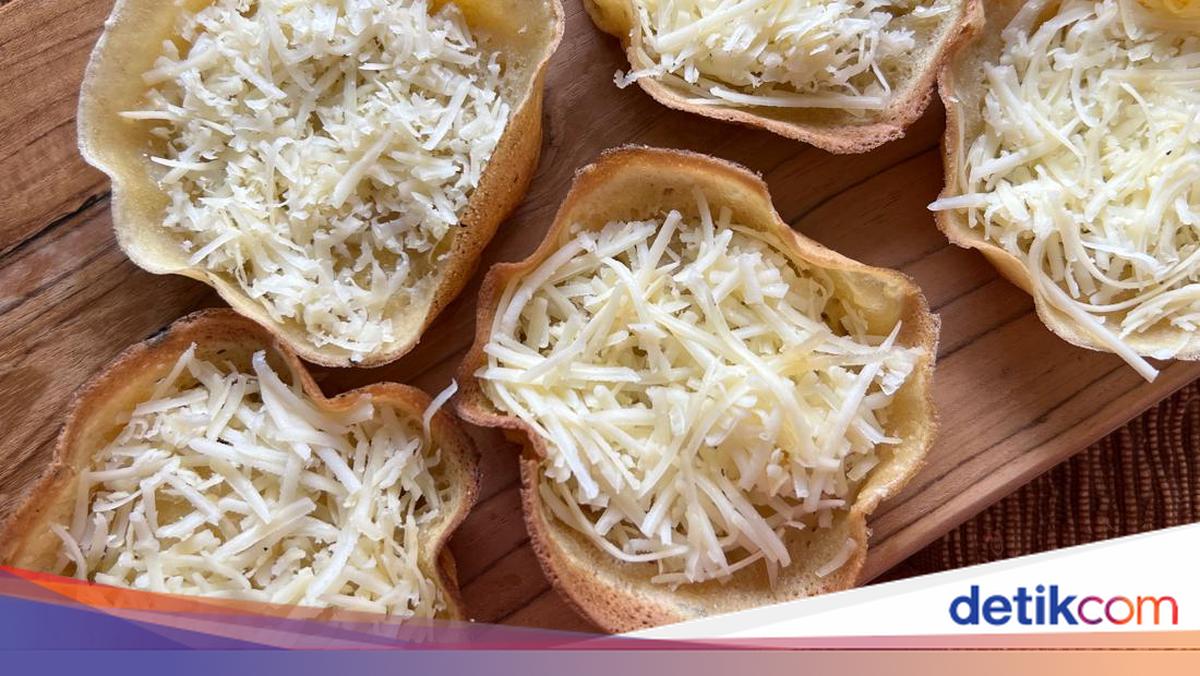 Resep Martabak Manis Mini Topping Keju yang Empuk Gurih