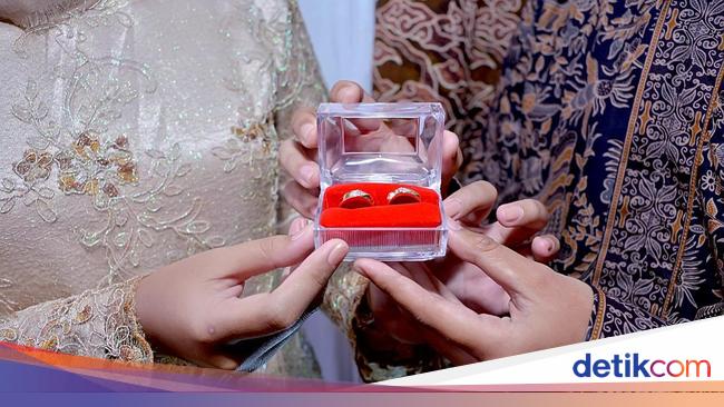 Budayawan Sebut Tradisi Pertunangan Anak di Madura Rentan Putus